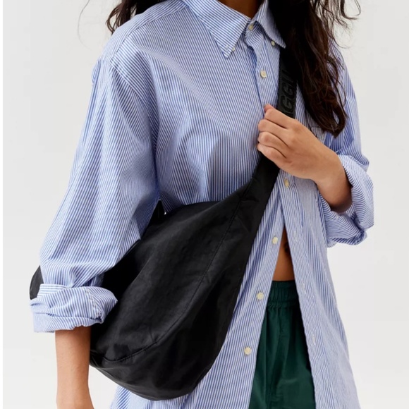 BAGGU | Bags | Baggu Large Nylon Crescent Bag | Poshmark